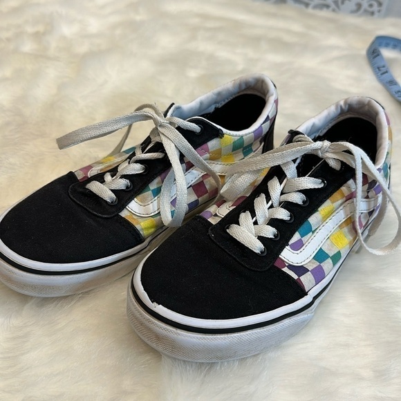 Vans | Shoes | Vans Us Missy Size 35 Blackwhite Multi Colored Checkered ...